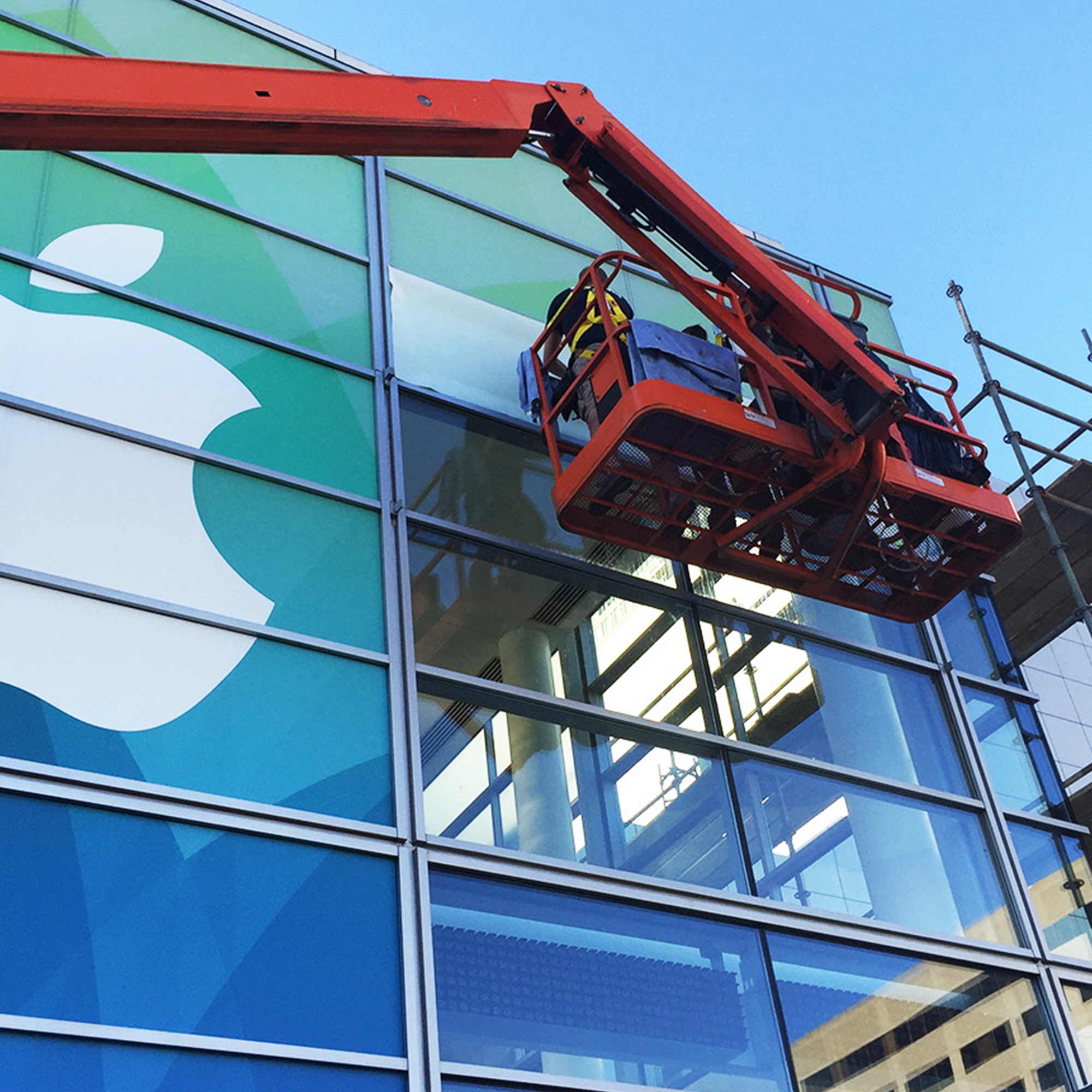 VisualPro – Custom Graphics & Large Format Printing